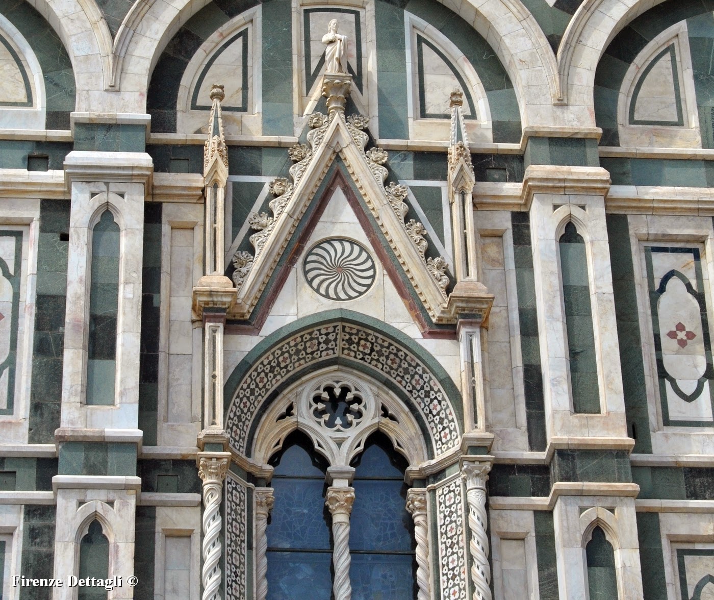 Firenze_Nei_Dettagli: La cuspide diversa