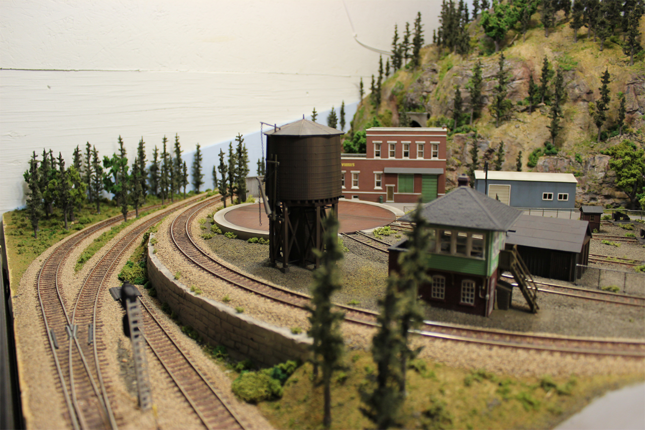 Layout Scenery Part IV - Bringing It Together - TY'S MODEL RAILROAD