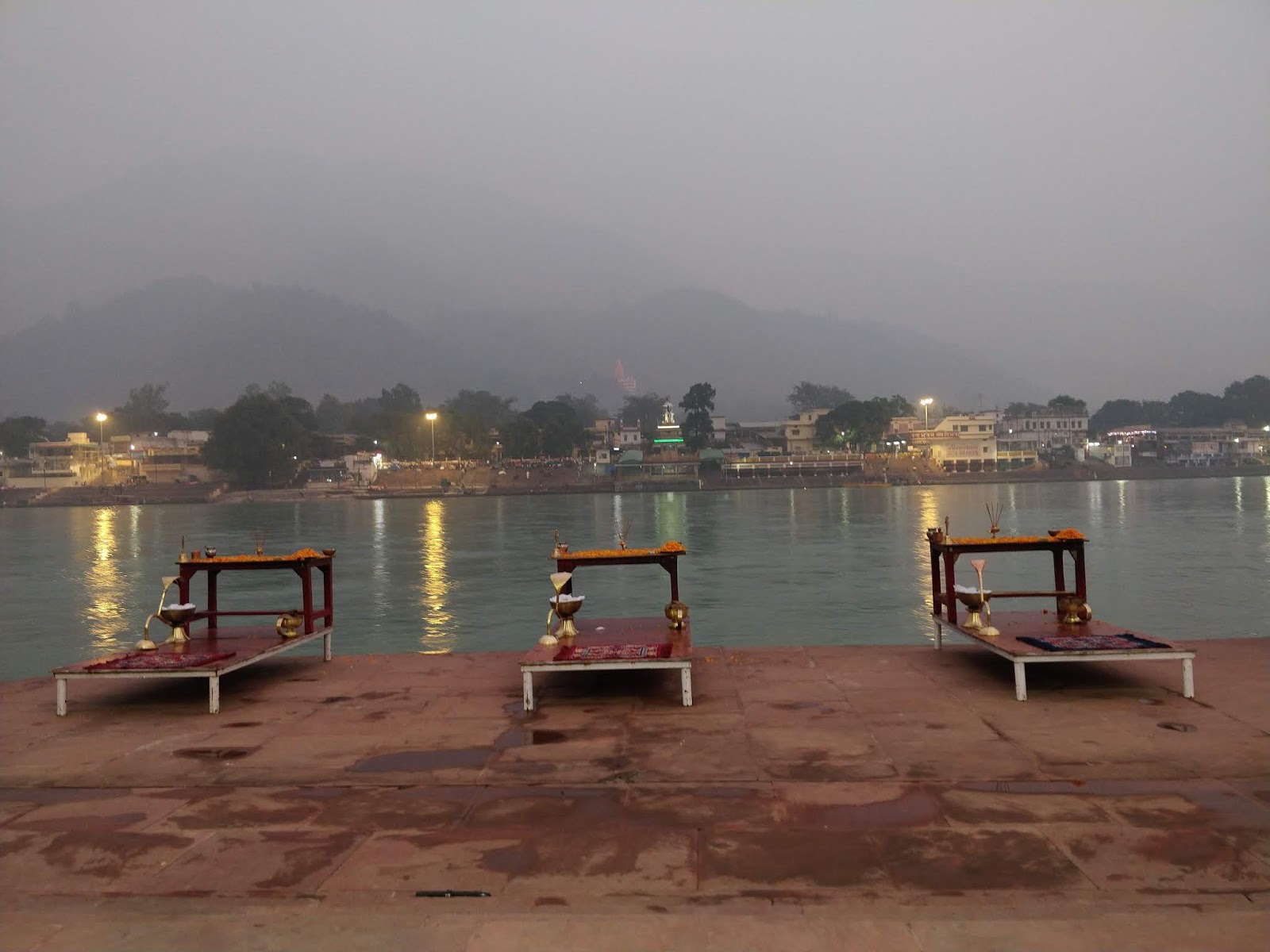 A must do thing in Rishikesh: Triveni Ghat Aarti