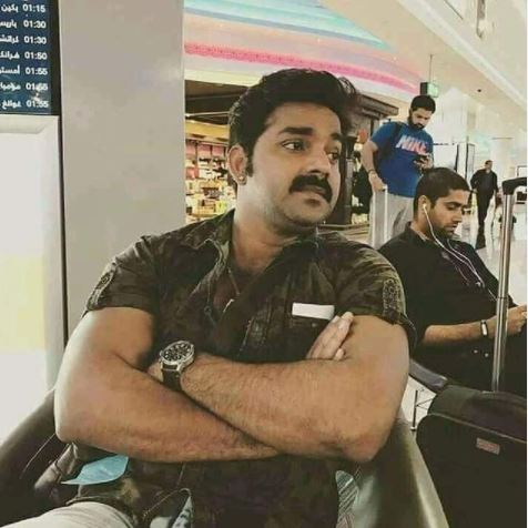 Bhojpuri Star Pawan Singh's latest shirtless photo | Pawan Singh Body ...