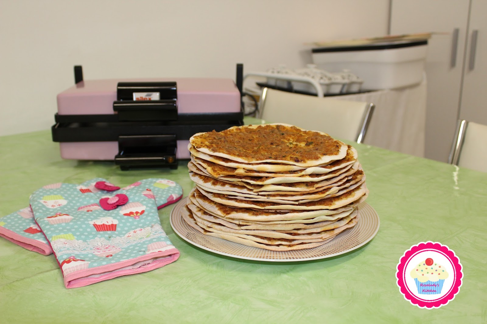 Lahmacun / türkische Pizza