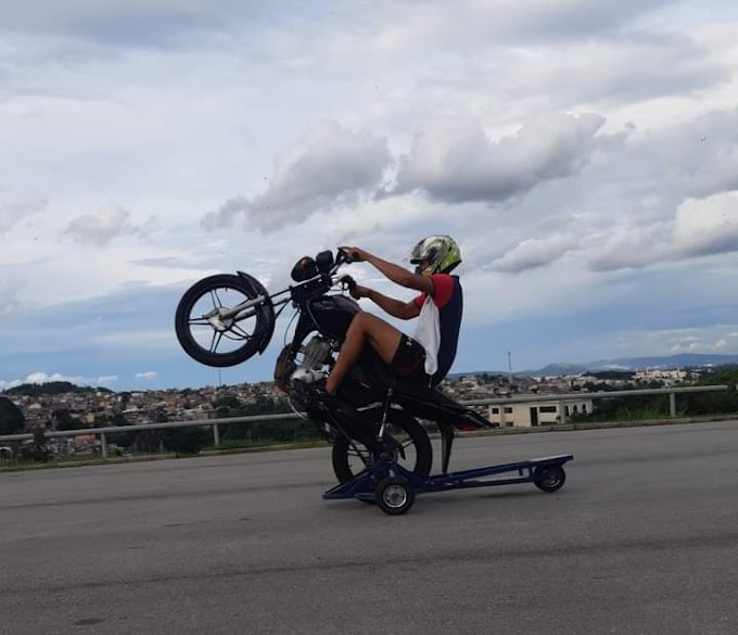 Empresa que ensina 'dar grau' em moto diz que seus valores contribuem ...