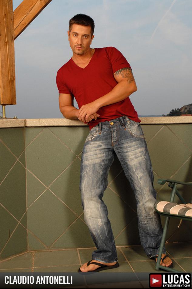 Stream xTube Claudio Antonelli Muscle Hunk Outdoors : Thomas Brand by ...