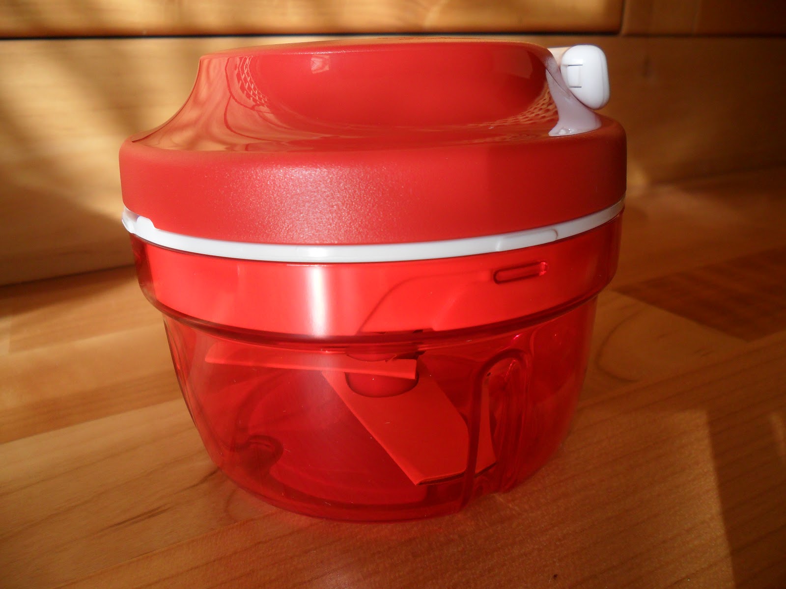 Der Tupperware Turbo Chef macht alles klein