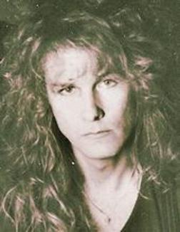 Nostalgia: 24 - Mark Free - Long Way From Love (1993)