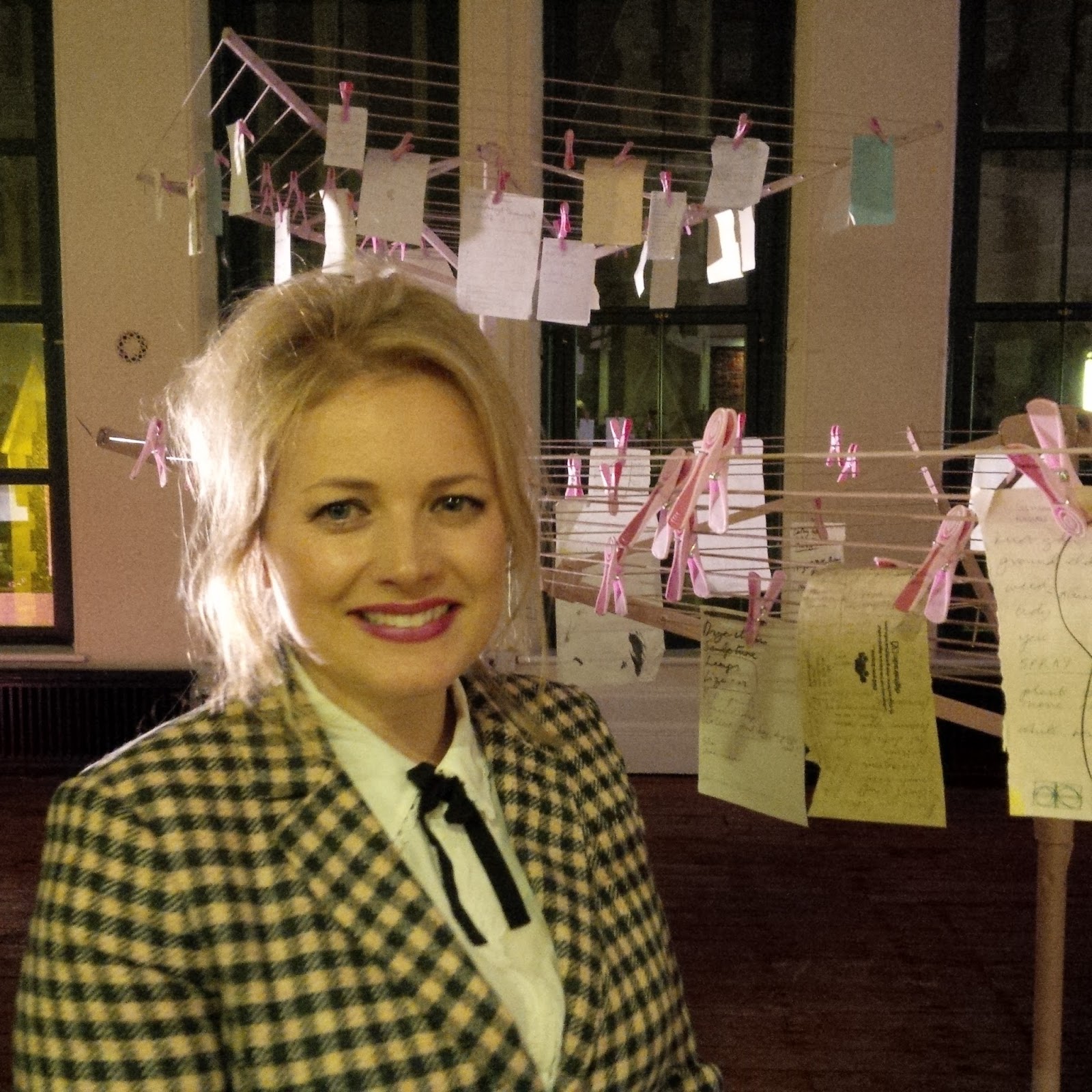PINK SHOE DIARY BLOG: Alice Instone Private View