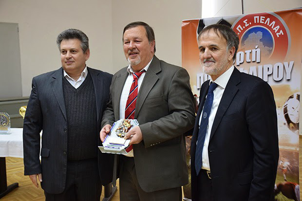 Δεν "τα έβαψαν μαύρα" στην ΕΠΣ Πέλλας για την "καρατόμηση" Καρακελίδη ...