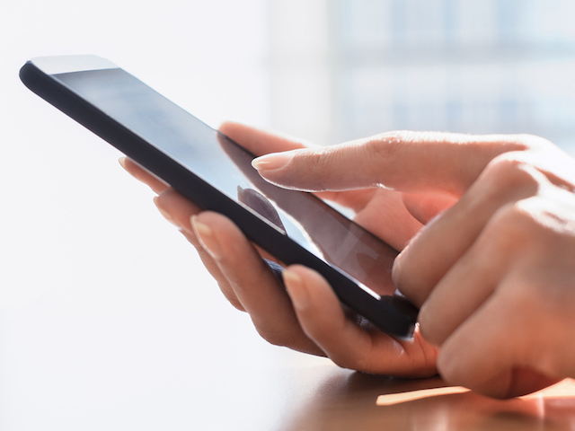 Kehabisan Pulsa? Ini Cara Transfer Pulsa ke Sesama Operator - TeknoReview