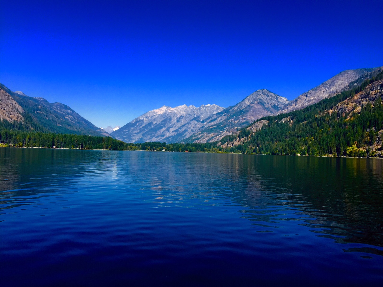 Cloudhidden: Beautiful Lake Chelan