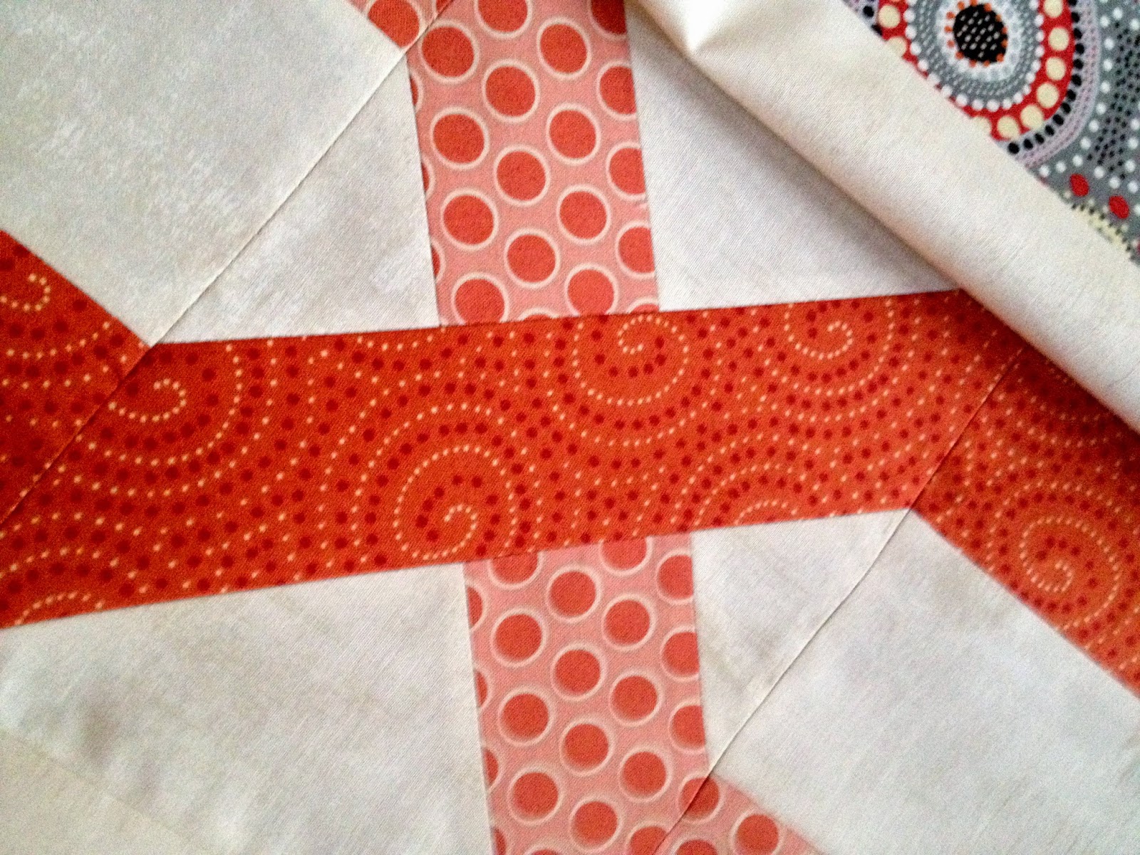 Modern Quilt Relish: Taffy Twist Again
