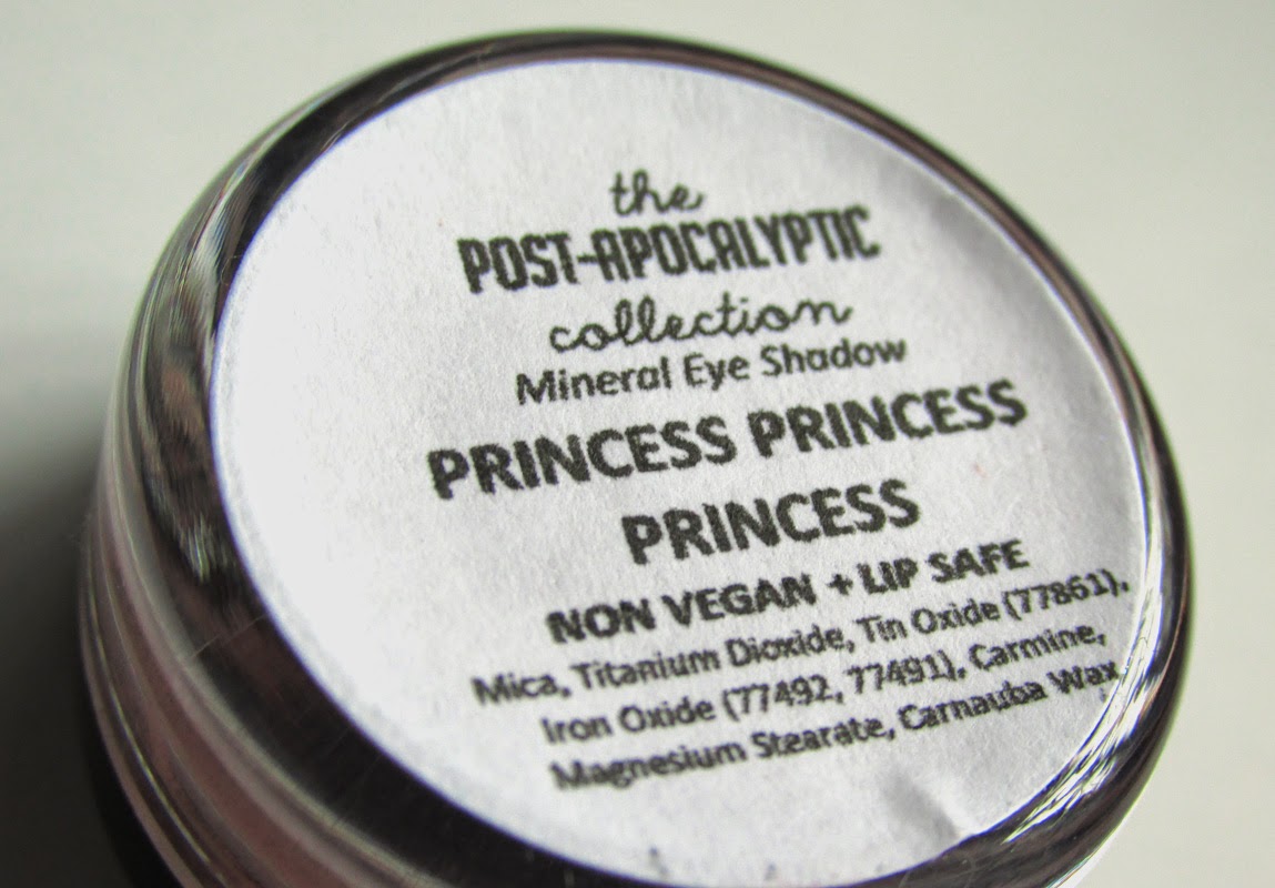 a lion in the corn: Femme Fatale's Post-Apocalyptic Collection - Part 1 ...