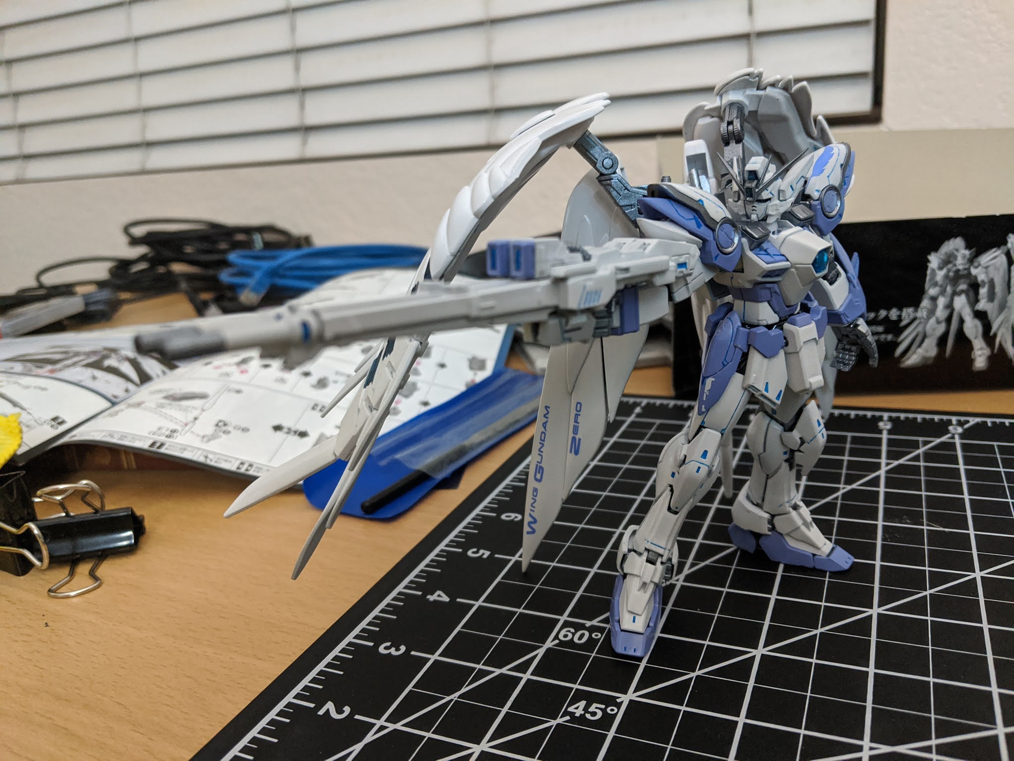 RG Wing Zero Custom - Second time painting! Still pretty new but I ...