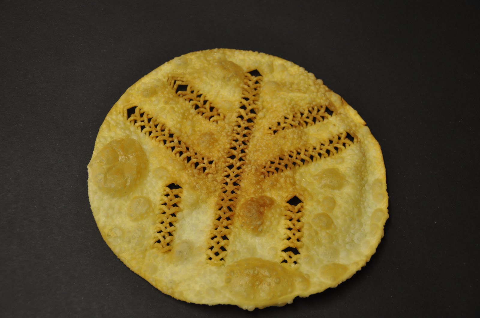 Laufabraud, Pan de navidad Islandés - Mordiendo la Galleta