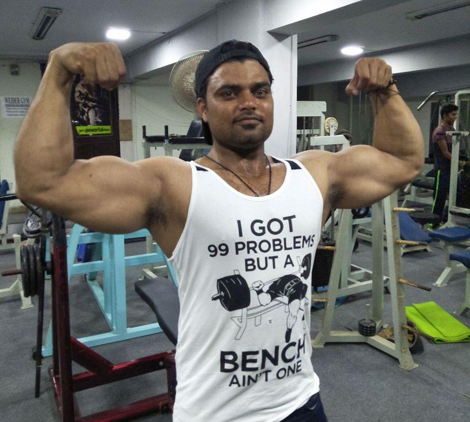 world bodybuilders pictures: mister karachi participant bodybuilder ...