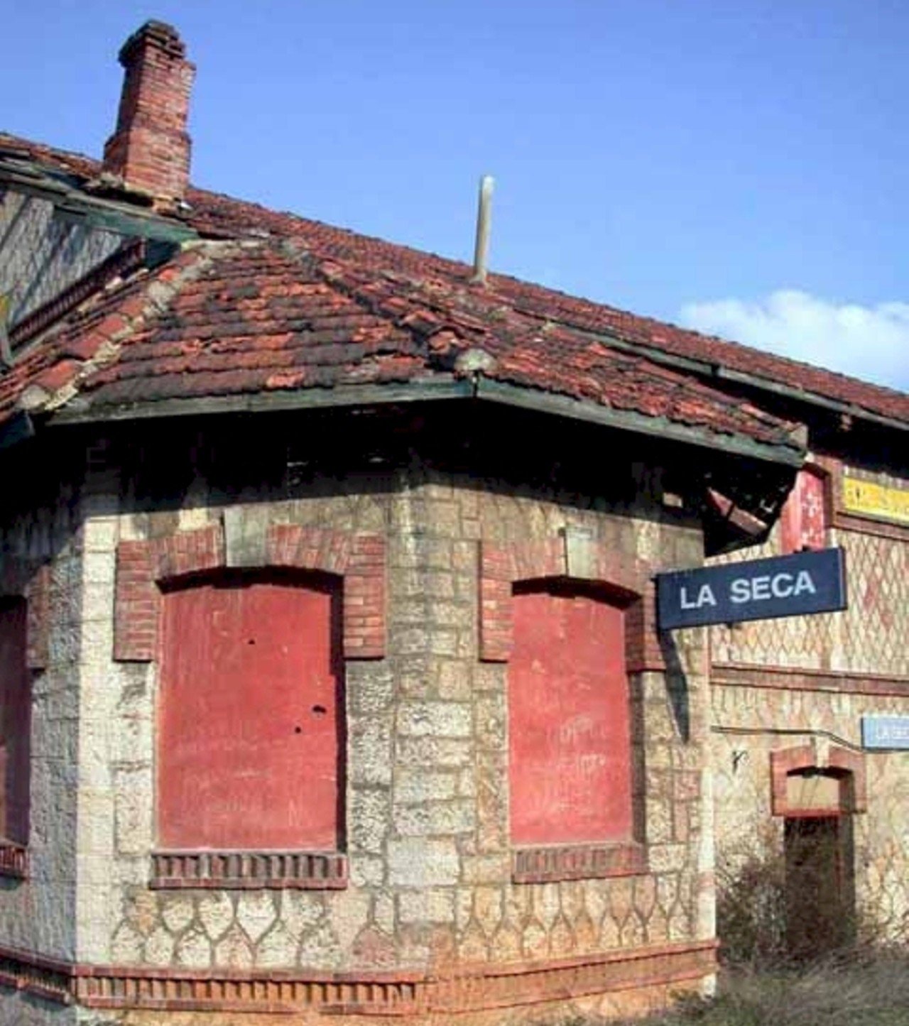 LA SECA: UN ATENTADO CULTURAL DE RENFE