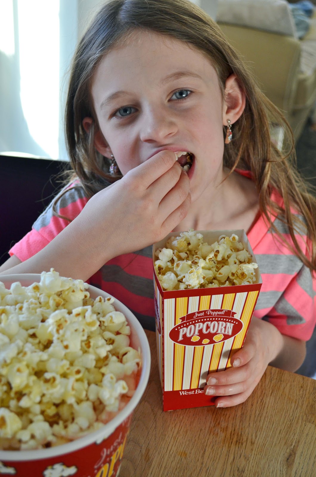 Woman in Real Life: Popcorn Party