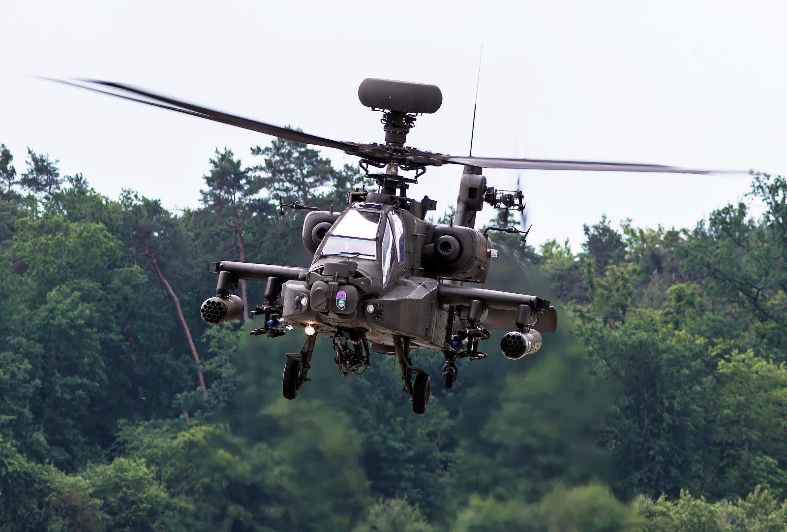 Poderio Militar Español: Entregados 500 Boeing AH-64E.