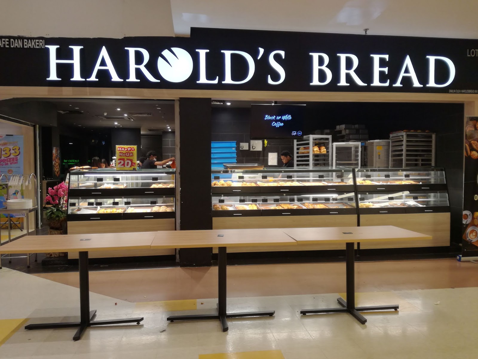 Farhana Jafri: Harold's Bread | Bakery Menyelerakan Dengan Sentuhan Moden