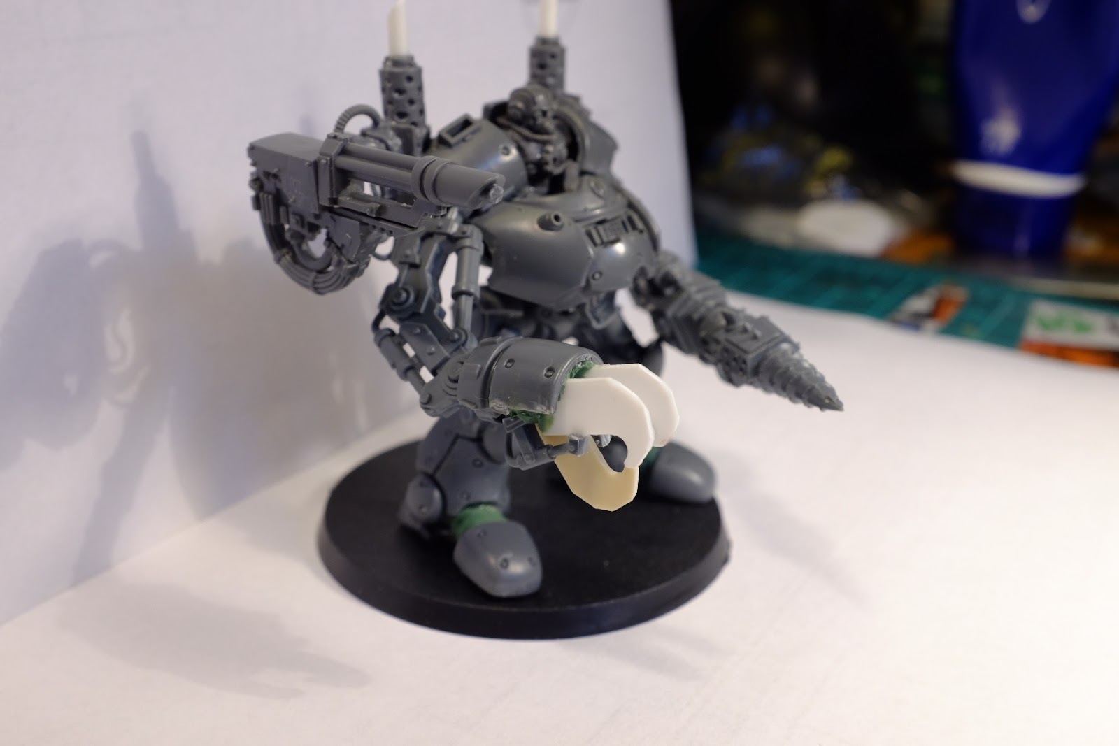 Modern Synthesist: Genestealer Cult Armoured Sentinel conversion ...