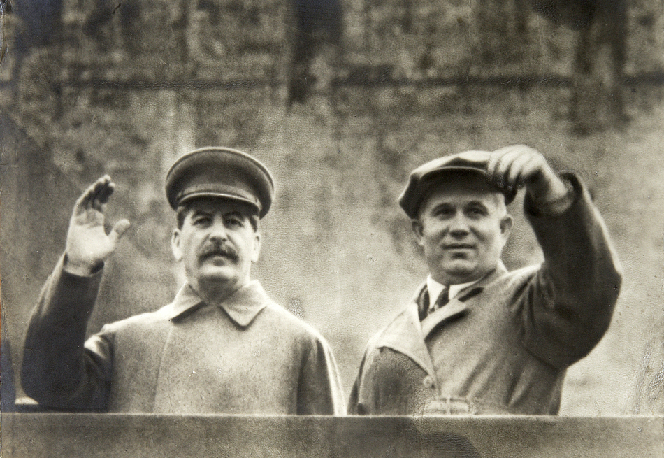 Nikita Jruschov con José Stalin