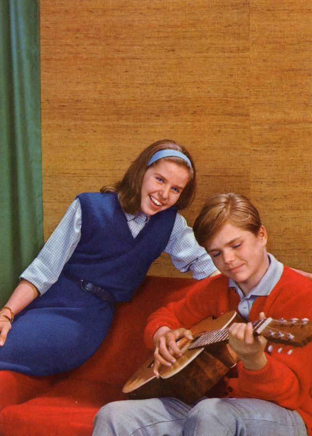 30 Romantic Photos of the ’60s Couples ~ Vintage Everyday