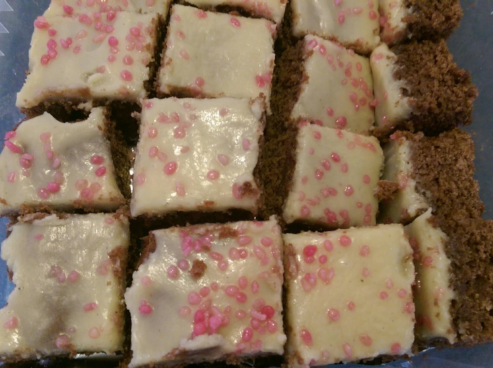 Fika med Pluttan: Coca Cola Kaka