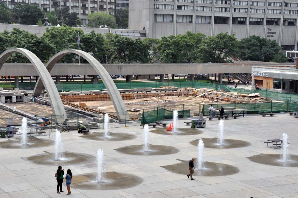 Toronto Grand Prix Tourist - A Toronto Blog: Fountains in Nathan ...