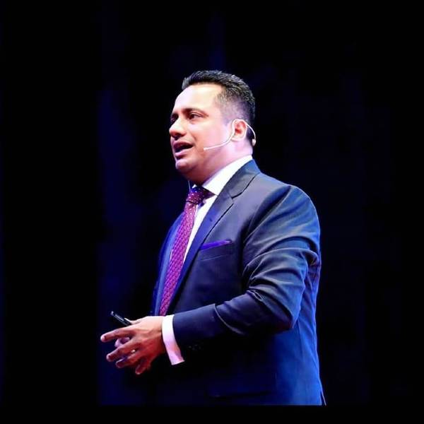 Vivek Bindra A Success Story Of Motivational Speaker In Hindi