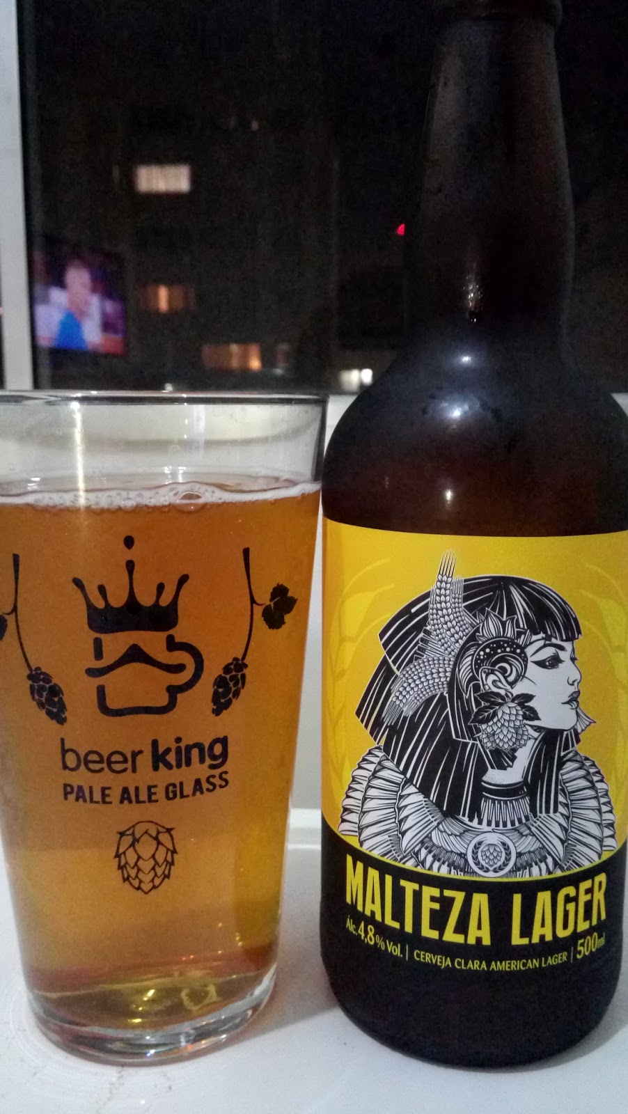 Uma cerveja com uma boa apresentação e sabor, mas que não deixa ...