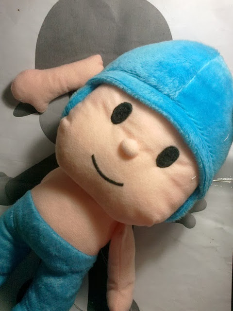 Cheer Up Your Kids!: Pocoyo plush doll