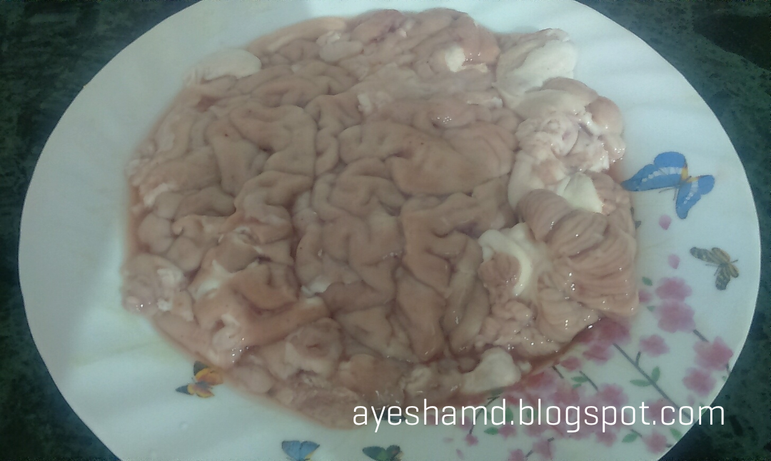 4 Foodies: No Bheja Fry Only Bheja (Brain) Curry....Secret Recipe