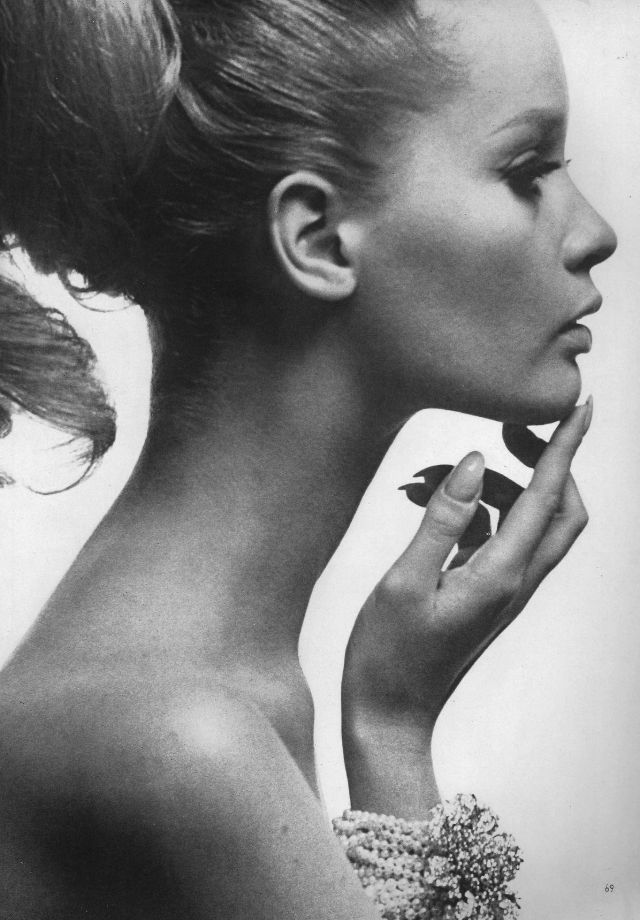 40 Beautiful Photos of Former Model Celia Hammond in the 1960s ...