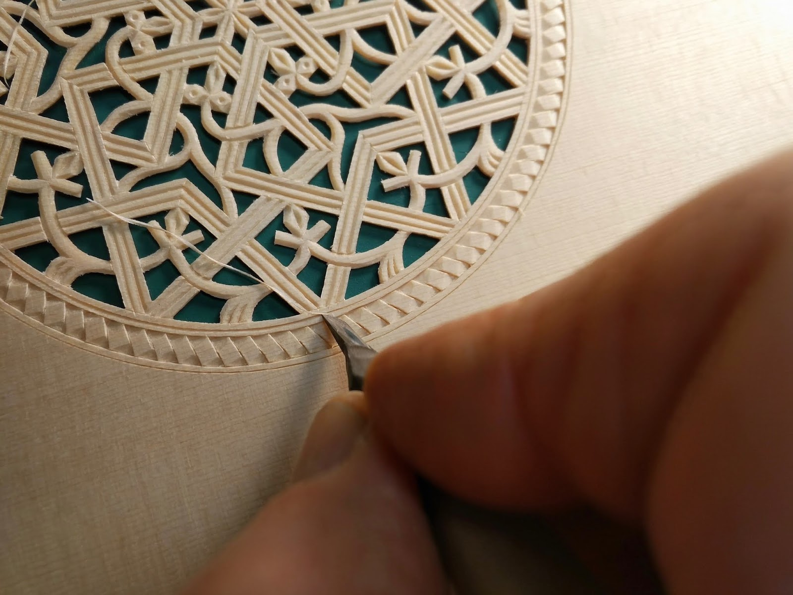 The Lute's Progress,: Building a 13 Course Lute, Start to Finish, 6 ...