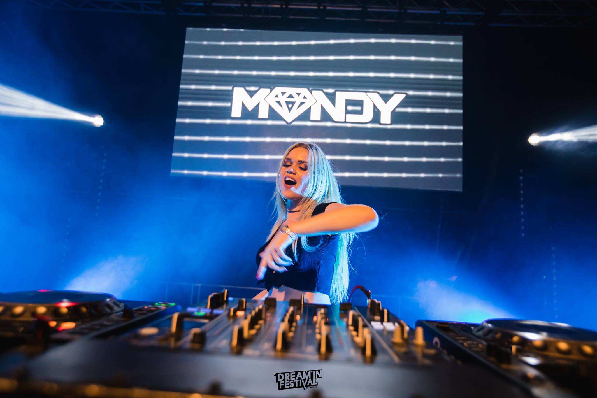 djzeroberto.blogspot.com: Dj Mandy Praet / Destaque