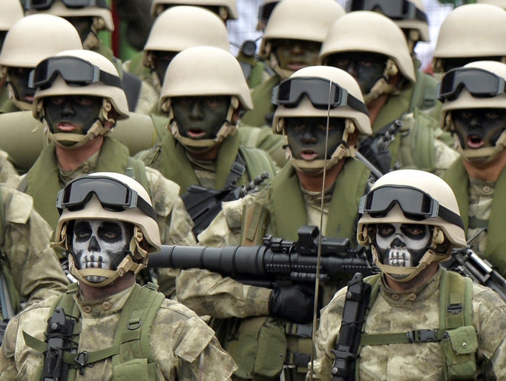 Funny&Amazing Pics&Facts: These 17 Most Terrifying Special Forces In ...