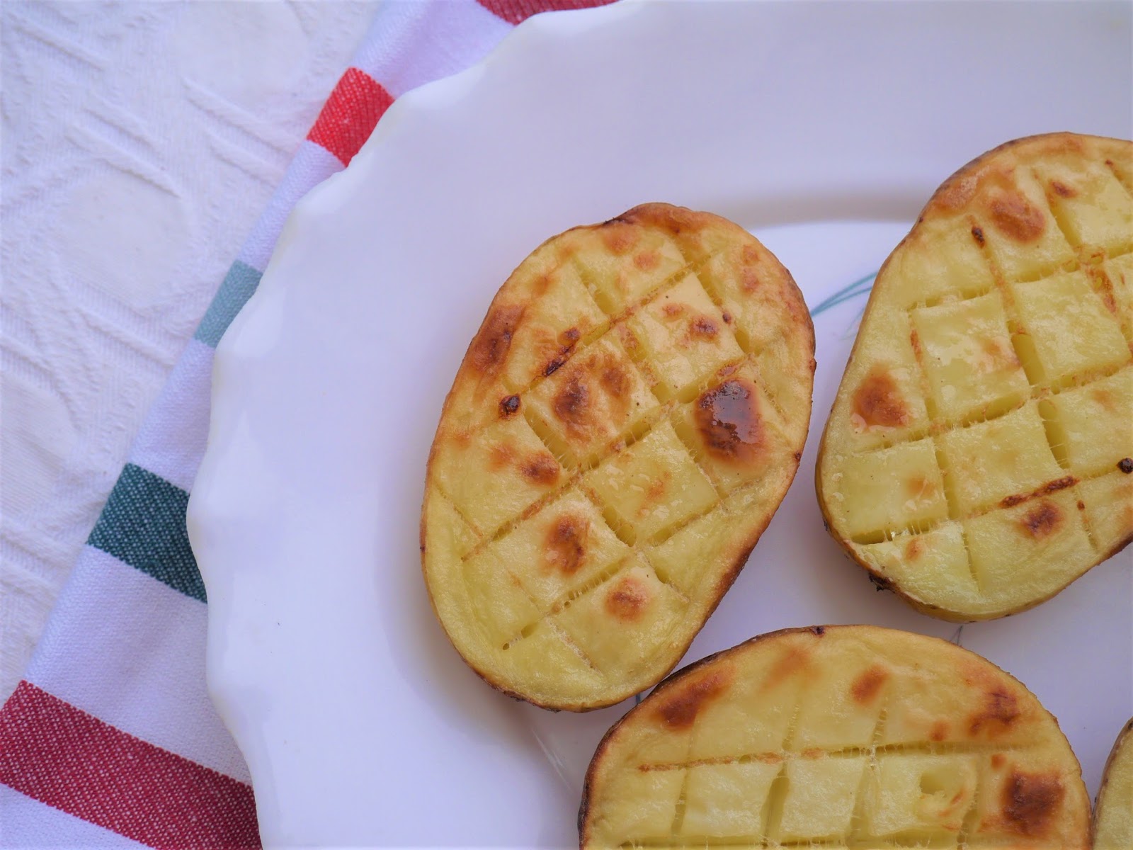 This Muslim Girl Bakes: Criss-Cross Potatoes.