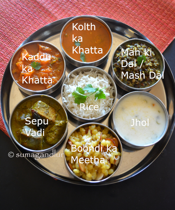 Veggie Platter: Mandyali Dham ~ Kaddu ka Khatta