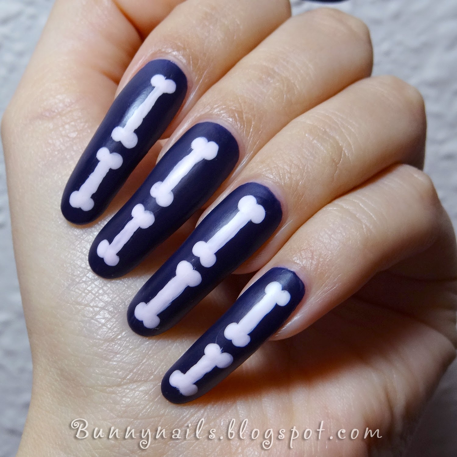 Bunny Nails: Skeleton Nail Art - Tutorial