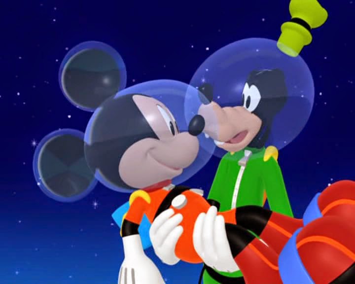 Watch: Sand Bucket and Shovel | Space Captain Donald