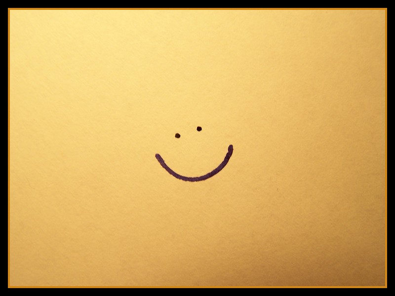 Smiley eyes :): Smileysss :)