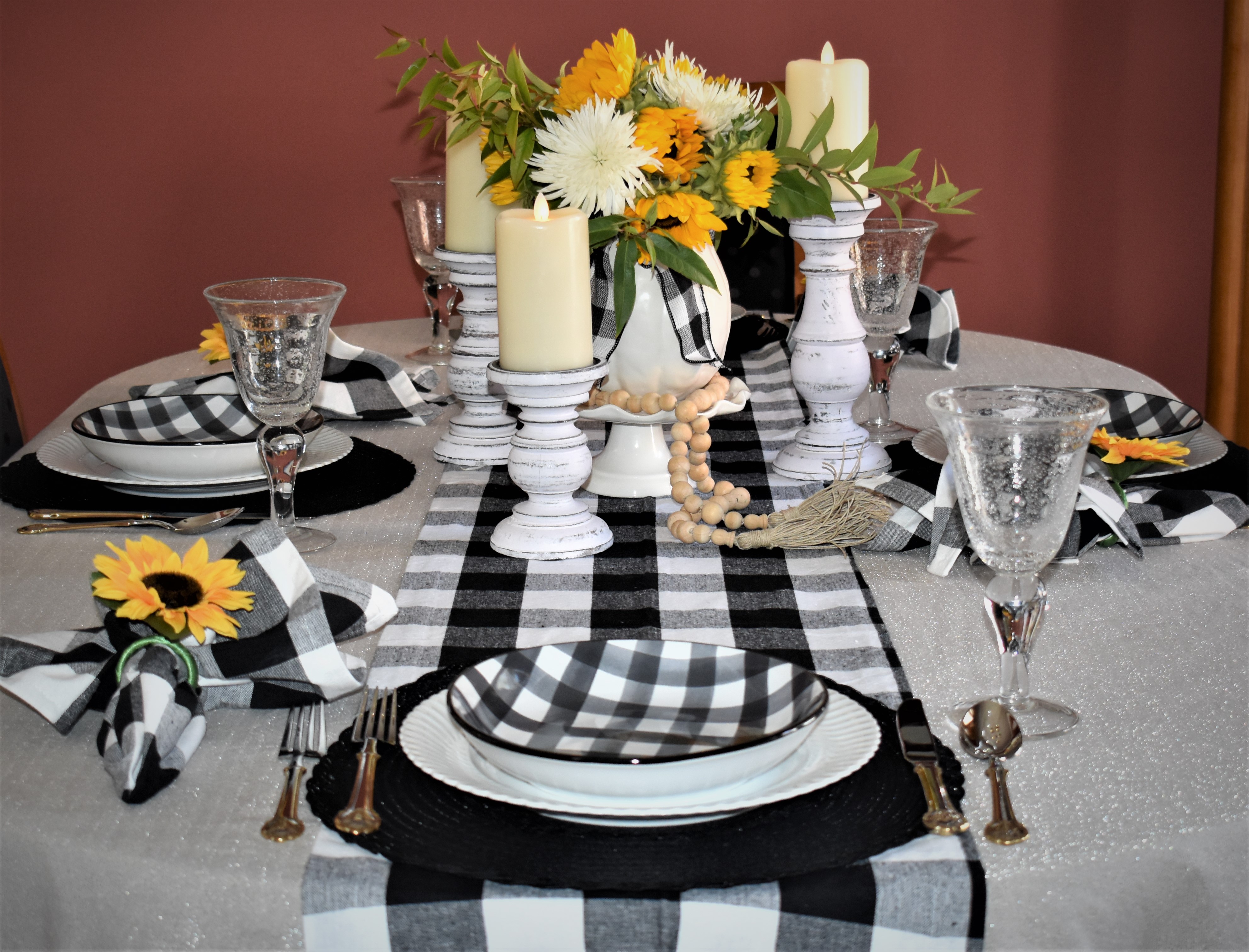 Design...Create...Njoy: SUNFLOWERS AND BUFFALO CHECK