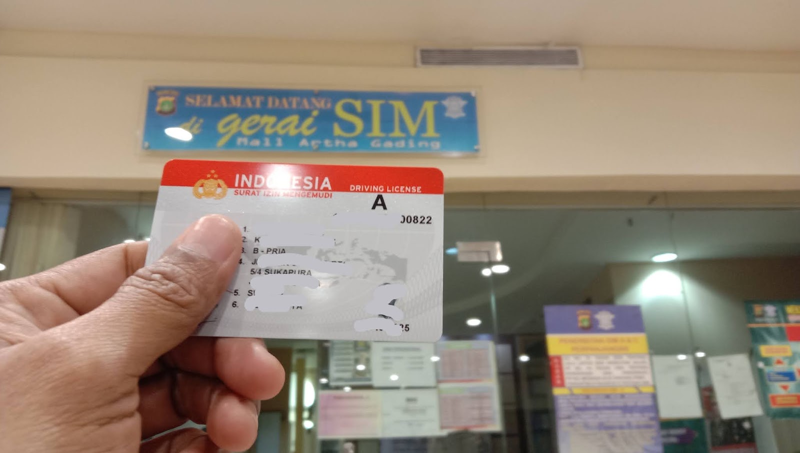 Ada yang Beda, Kini Model SIM Baru Lebih Kece Jika Dibandingkan dengan ...