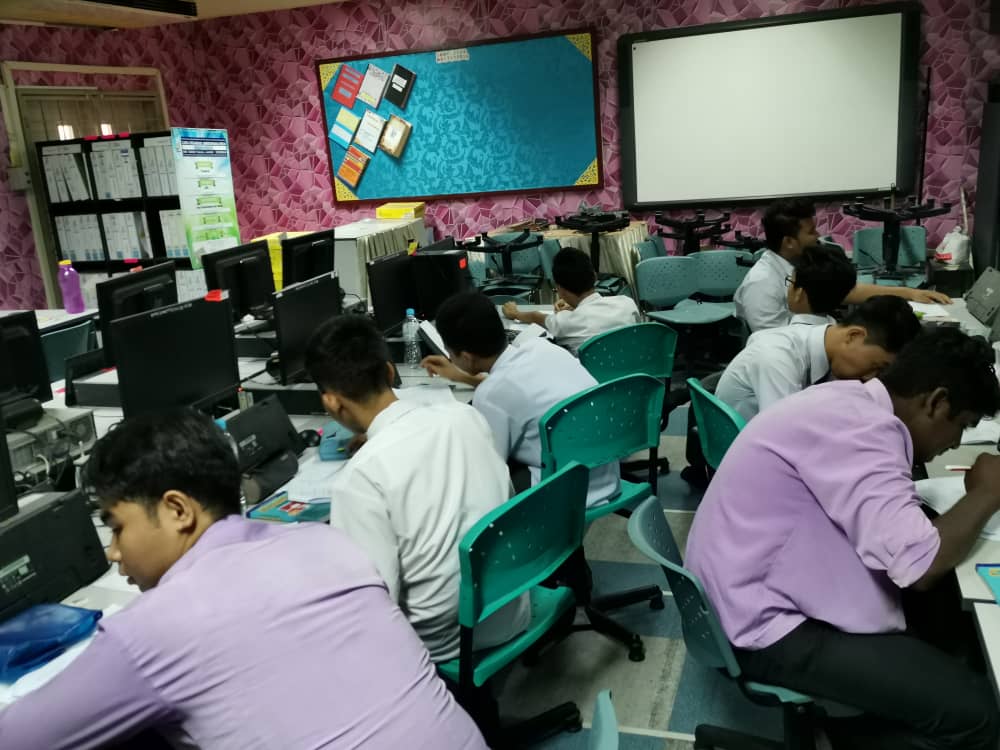 LAMAN WEB RASMI SMKTTJ