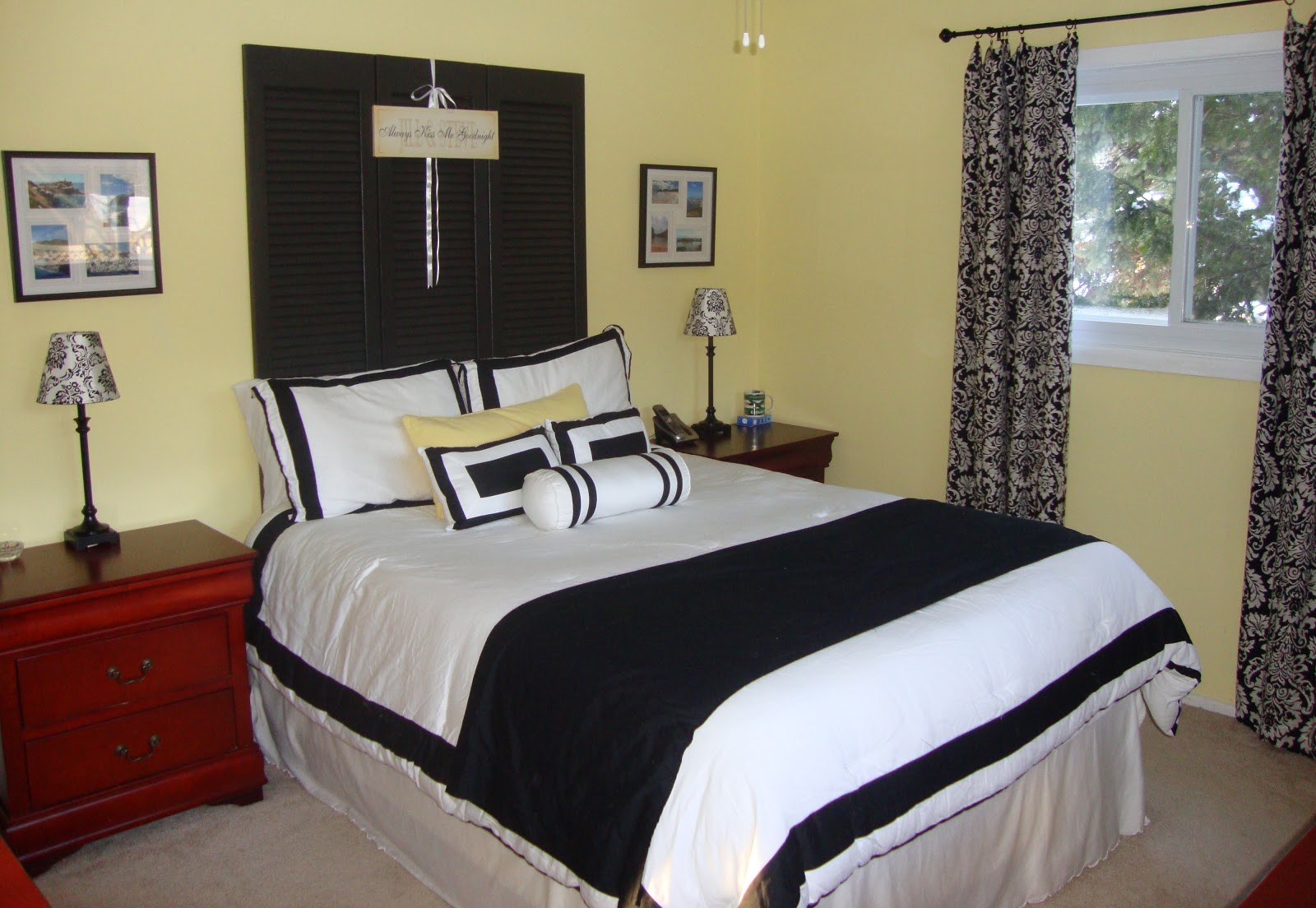 Maximum Style, Modest Budget : Folding Screen Headboard