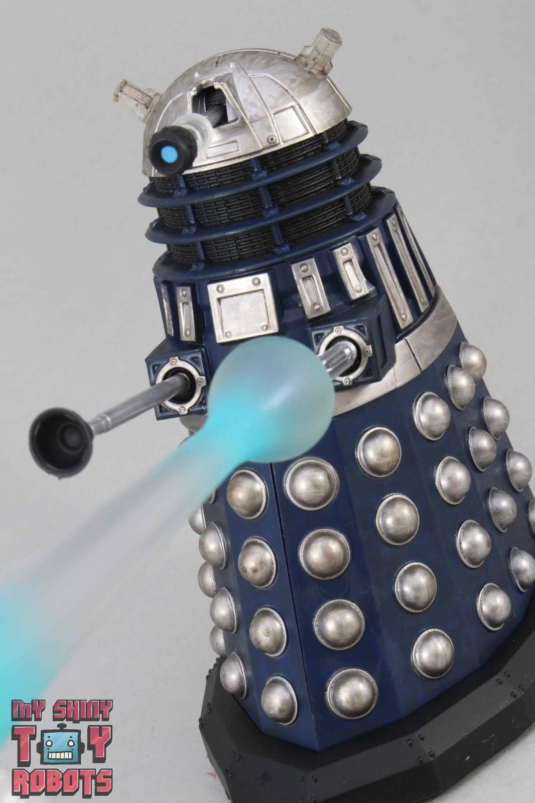 My Shiny Toy Robots: Toybox REVIEW: Doctor Who Eighth Doctor & Dalek ...