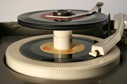 View from the Birdhouse: Throwback Thursday - 45's with stacker