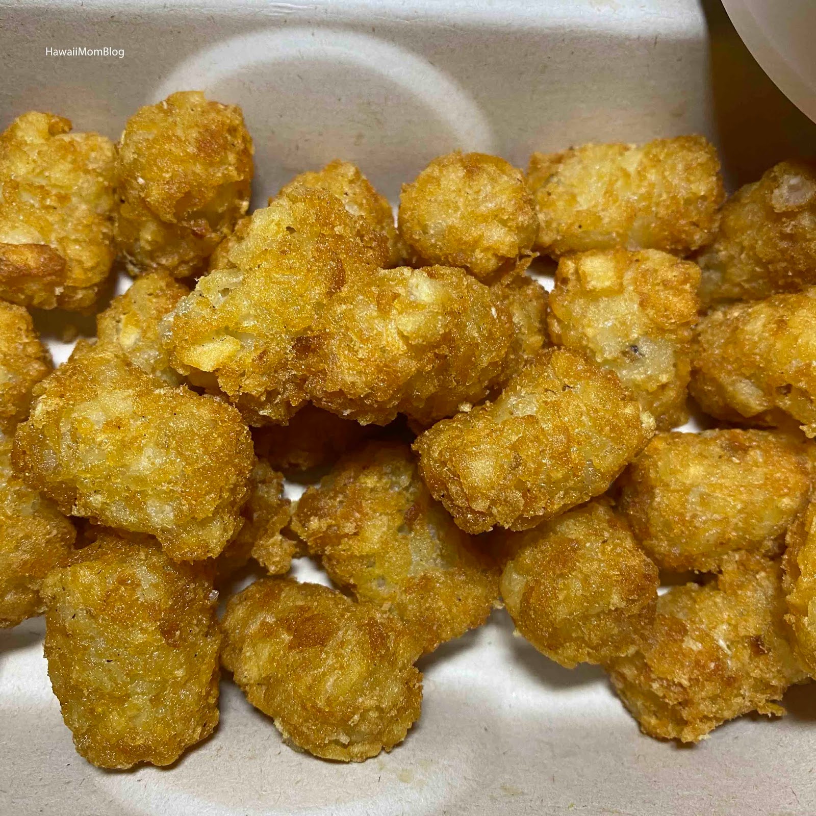 Hawaii Mom Blog: Visit Hilo: Cronies Bar & Grill