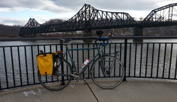 Type 2 Clydesdale Cyclist: Riding in the Buff, Lean Pictures