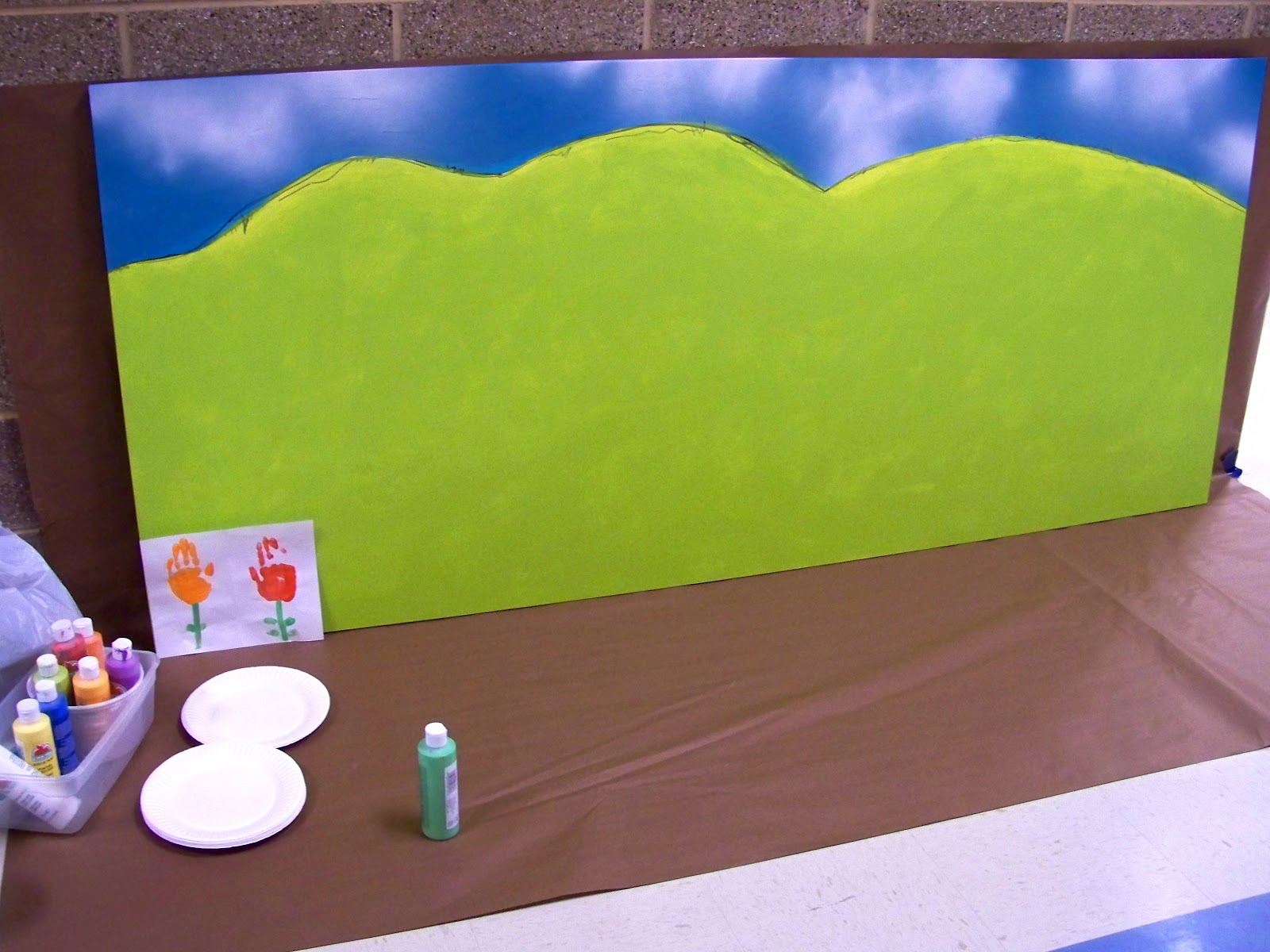 candice ashment art: A Field of Tulips - Hand Art - kindergarten style...