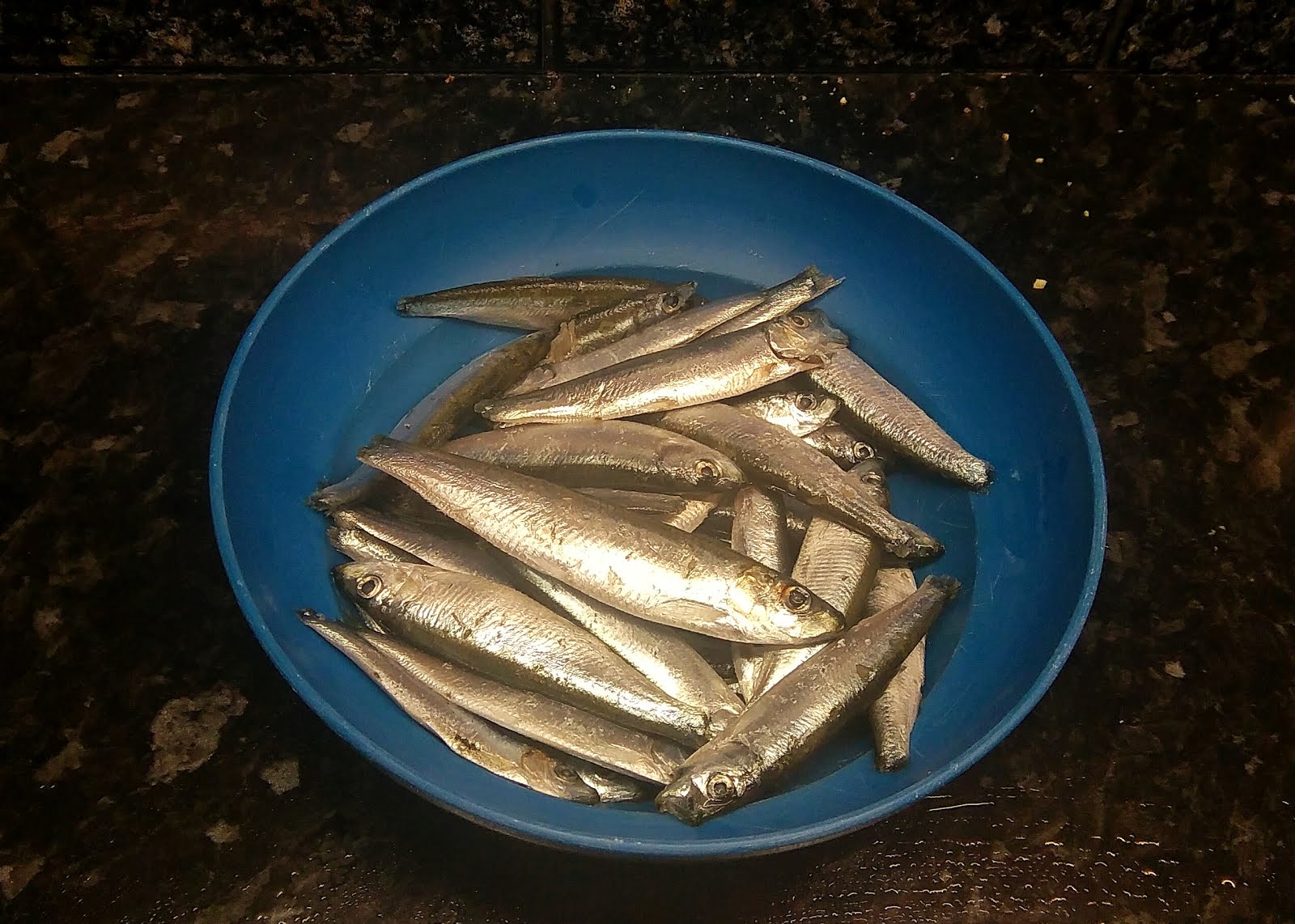 Justryingtoeat: Crispy fried whitebait